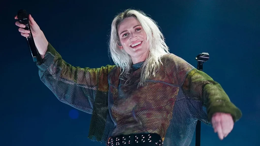 A nova vocalista de LINKIN PARK já esteve em games! Saiba quais são